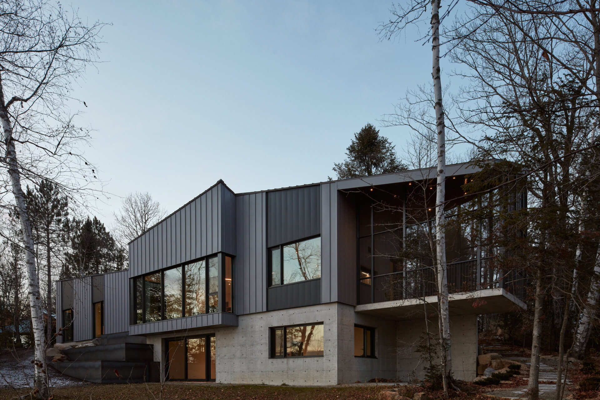 Les Pointes - INT Design